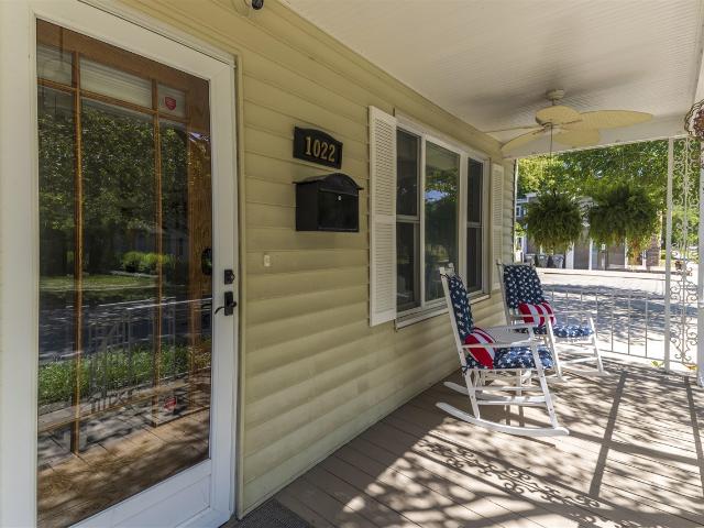 1022 Lake Boulevard