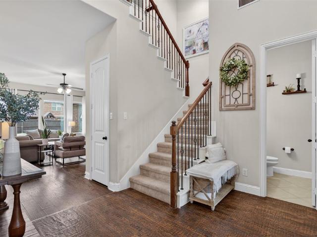 1022 Longhill Way