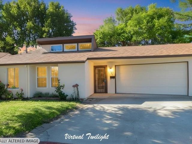 1022 Ruth Pl, Santa Rosa, CA 95401