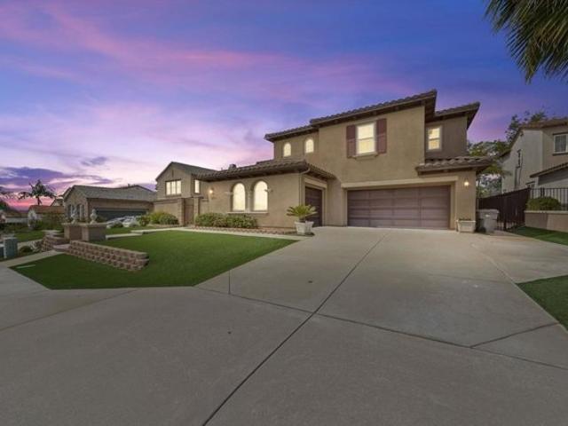 1022 Straightaway Ct, Oceanside, CA 92057