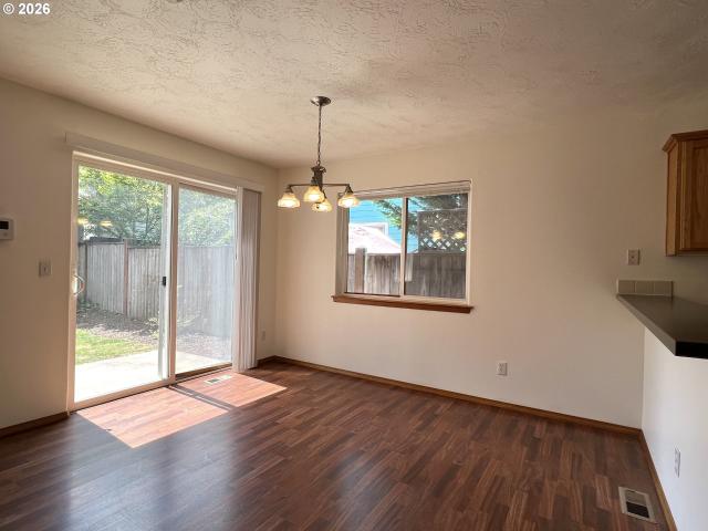 1022 SW 2nd Way, Troutdale, OR 97060 | MLS #119567