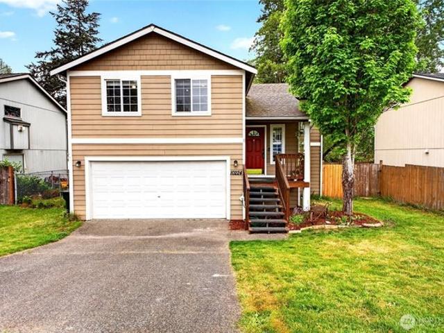 1022 th Avenue Ct S, Tacoma, WA 98444