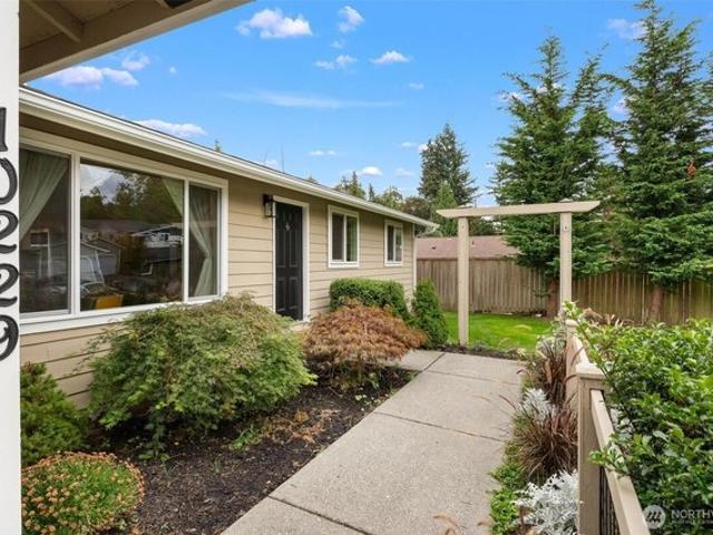 1022 th Dr SE, Everett, WA 98208