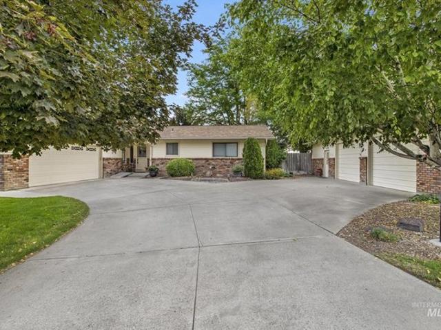 1022 Trotter Dr, Twin Falls, ID 83301