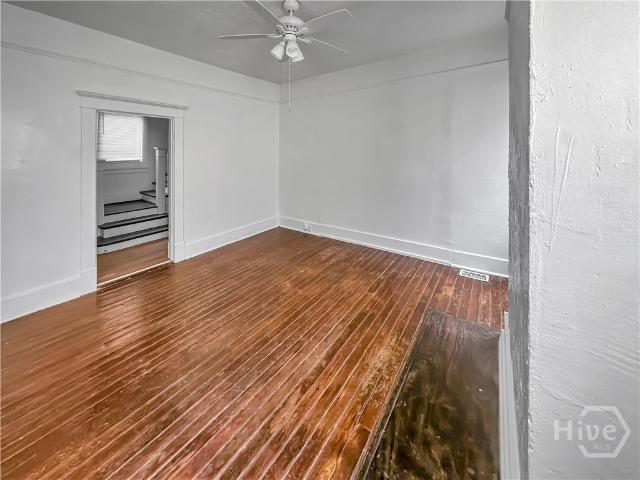 1022 W 46th Street