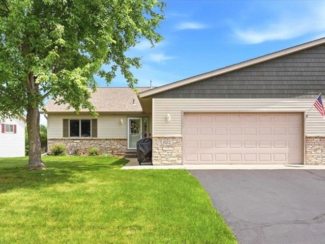 1022 W Ridge Ct Unit 38, New Richmond, WI 54017