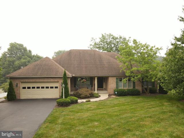 1022 Woodridge Road
