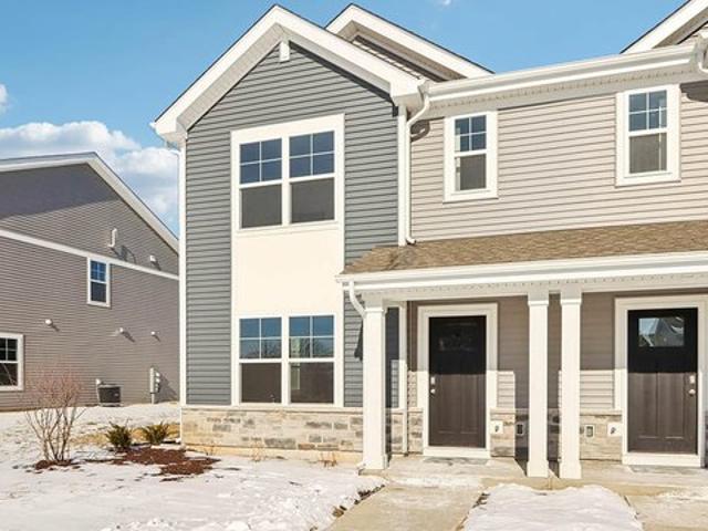 1022 58th Rd, Union Grove, WI 53182