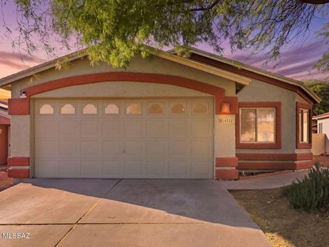 10233 E Desert Mesa Dr, Tucson, AZ 85747