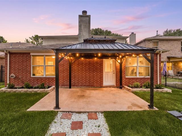 10230 E Summit Canyon Drive