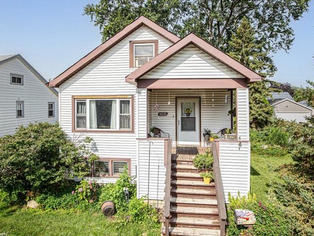 10230 S Turner Ave, Evergreen Park, IL 60805