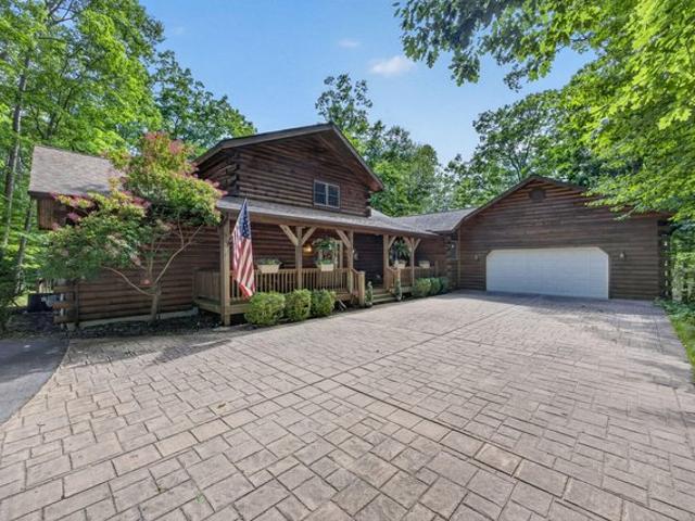 10231 Mountain View Trl, Canadian Lakes, MI 49346