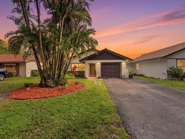 10237 NW 31st St, Coral Springs, FL 33065