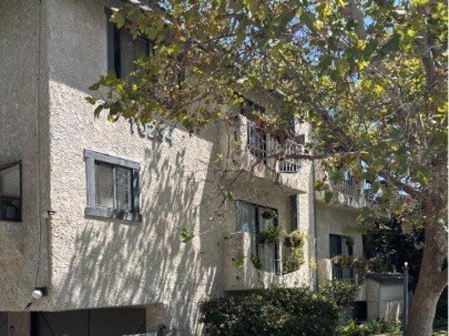 10234 Variel Ave Unit 5, Chatsworth, CA 91311