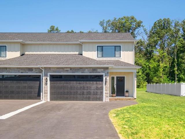 10235 Dalmatian Dr, McGaheysville, VA 22840