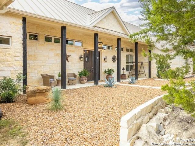 1023 Mystic Breeze