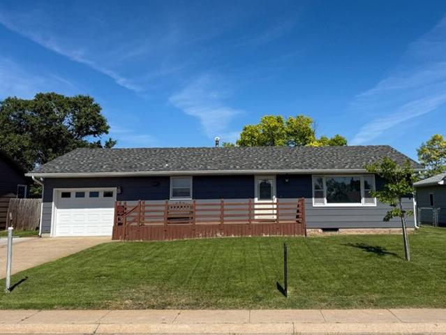 1023 N Churchill Dr, Norton, KS 67654