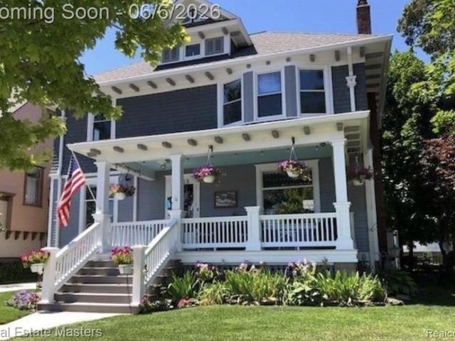 1023 Ontario St, Port Huron, MI 48060