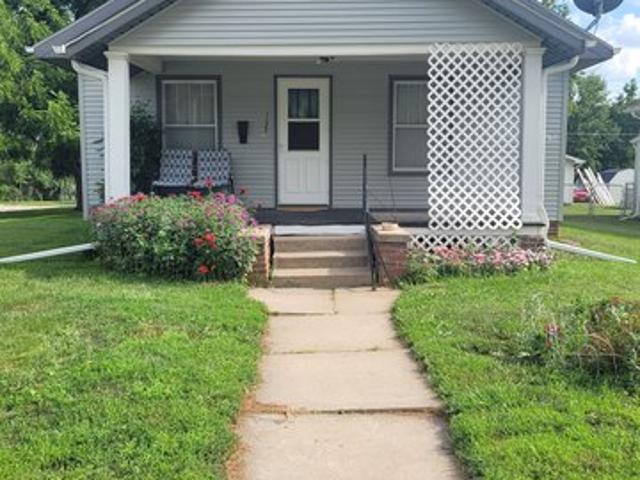 1023 Bell St, Beatrice, NE 68310