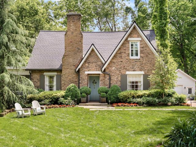1023 Belvidere Dr