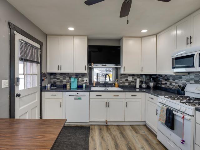 1023 Black Bridge Road
