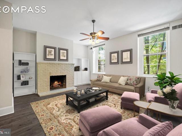 1023 Clinton St 205, Philadelphia, PA