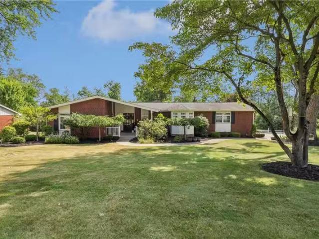1023 FORSYTHE RD, CARNEGIE, PA 15106 Single Family Residence F.