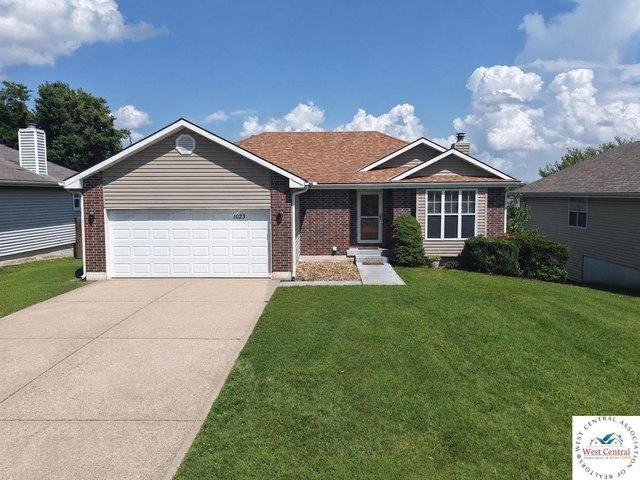 1023 Fox Run Dr, Warrensburg, MO 64093