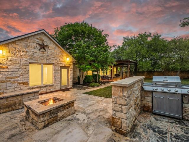 1023 Grassy Field Rd