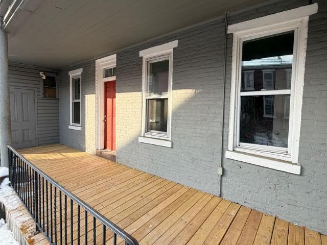 1023 Greenwich