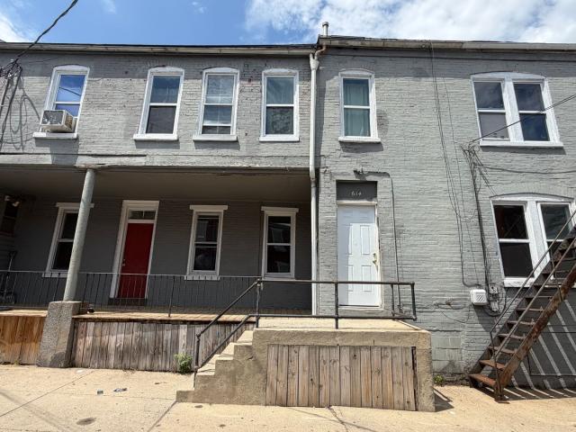 1023 Greenwich