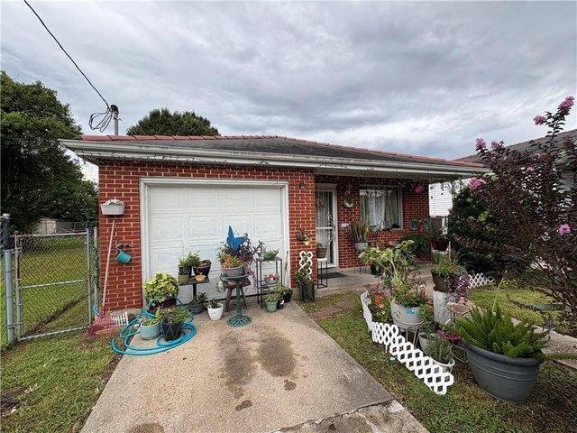 1023 Leboeuf St, New Orleans, LA 70114