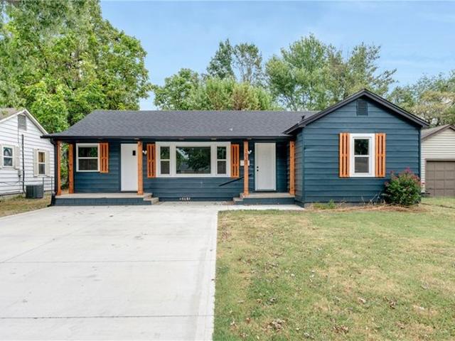 1023 Lowell Rd, Springdale, AR 72764