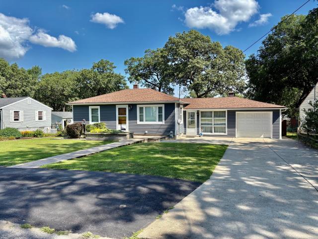 1023 Riverlane Drive