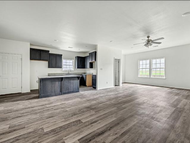 1023 S Benchmark Lane 2