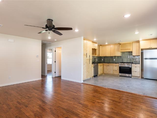 1023 S Morningside Drive