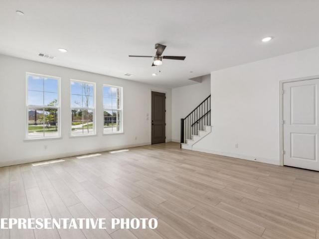1023 Splitrock Drive