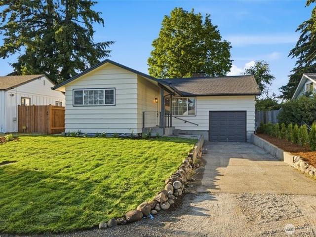 1023 th St S, Tacoma, WA 98444