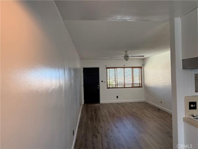 1023 W 19th Street 3