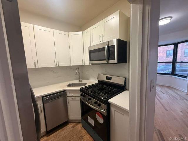 102 3 th Avenue 1