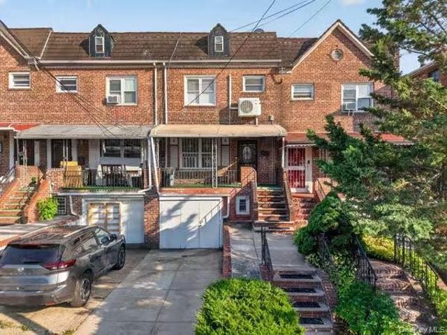 102 0 nd Rd, Forest Hills, NY 11375