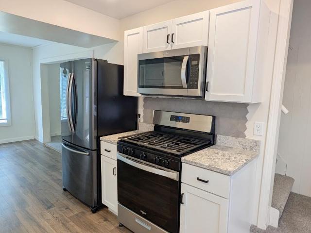 102 1st Street SW