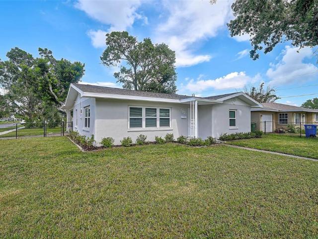 102 20th St NE, Bradenton, FL 34208 | MLS #A4662