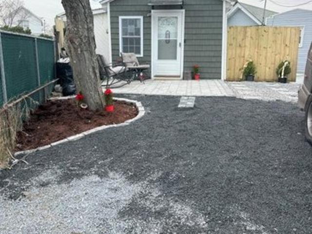 102 23 Russell St, Howard Beach, NY 11414