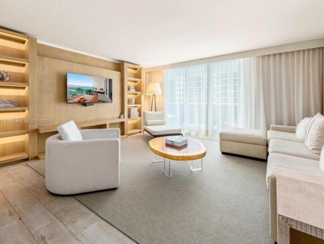 102 24th St #904 Miami Beach, FL 33139