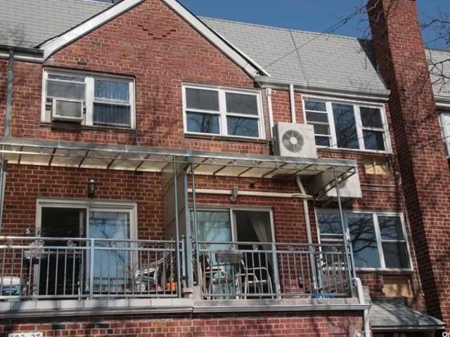 102 29 62 Dr 1St Fl, Forest Hills, NY