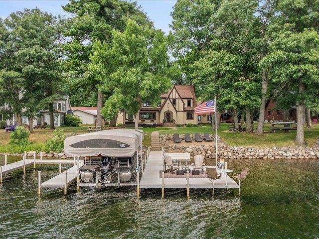 102 2nd St SE, Crosby, MN 56441