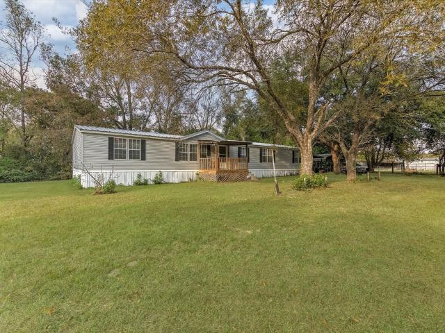 102 County Road 2194 Road W