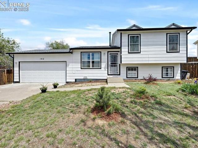 102 Comanche Ct, Fountain, CO 80817