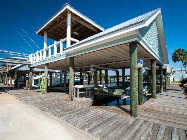 102 Constantin Dr, Golden Meadow, LA 70357 | MLS #BY2025020